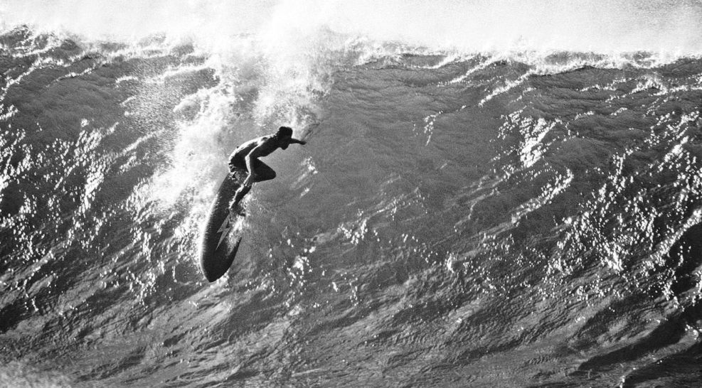 Gerry Lopez - Revolucionário de Pipe | Waves