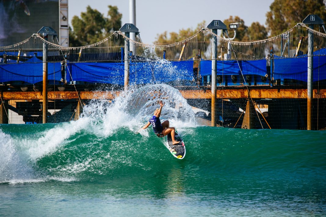 Surf Ranch Pro - Tati começa no topo | Waves