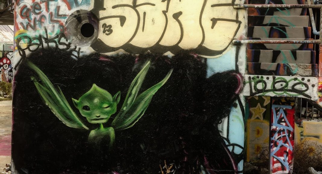 Human Crime - Voar é com os Pixies | Waves