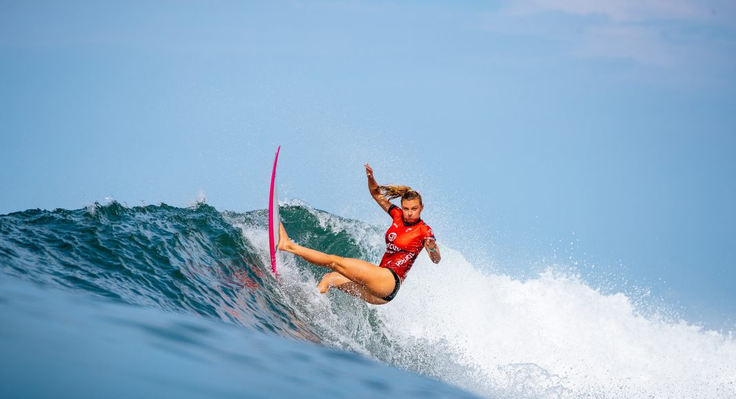 Lakey Peterson - Treino entre amigos | Waves