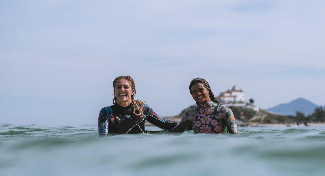 Steph Surf Stars - Brasileira surfa com a campeã | Waves