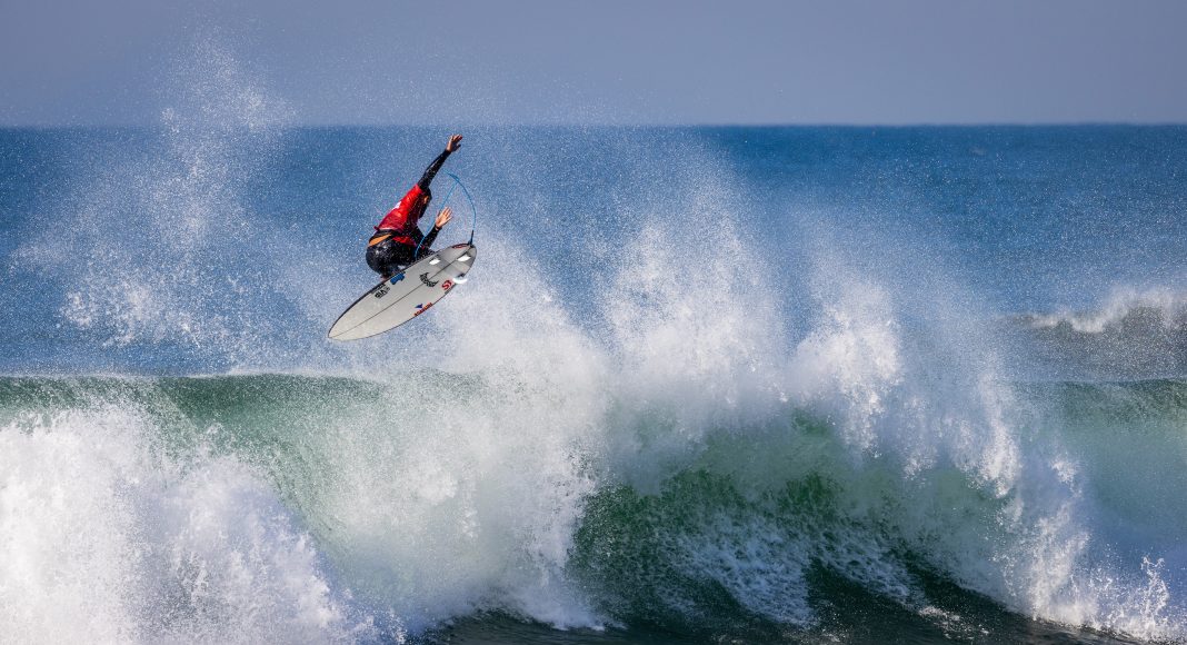 Ballito Pro - Michael voa para o Round 3 | Waves