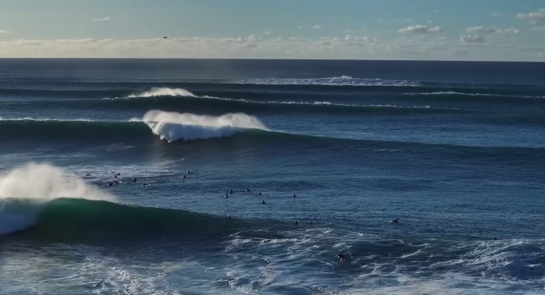 Terceiro reef on - Banzai acorda | Waves