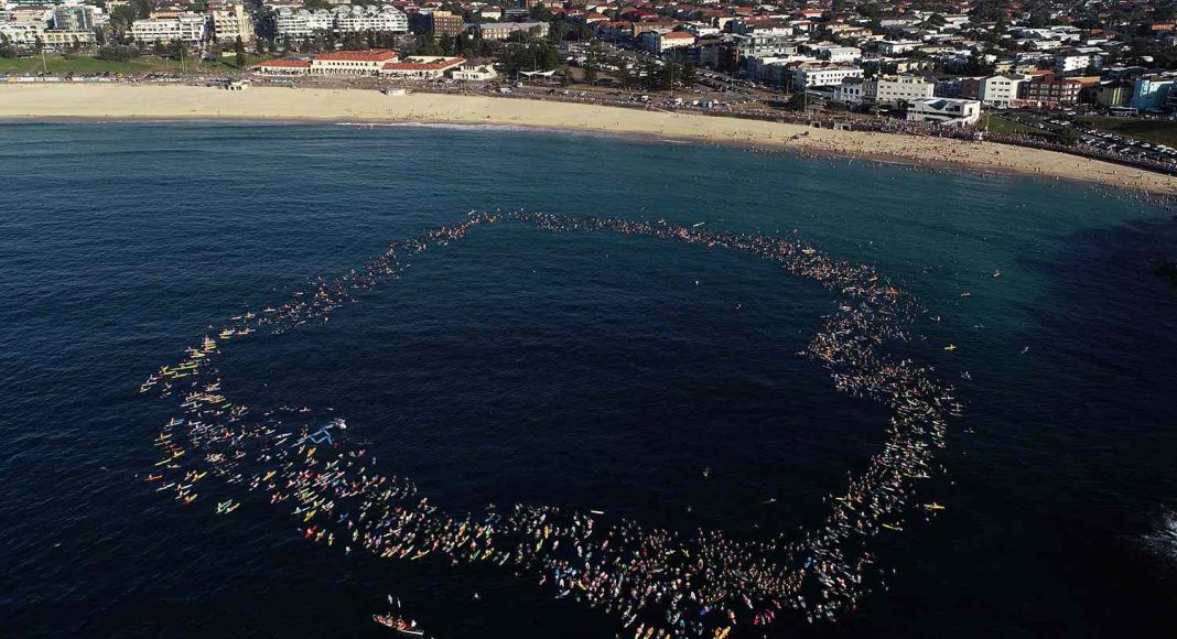 Violência em Bondi Beach - Comunidade celebra as vítimas | Waves