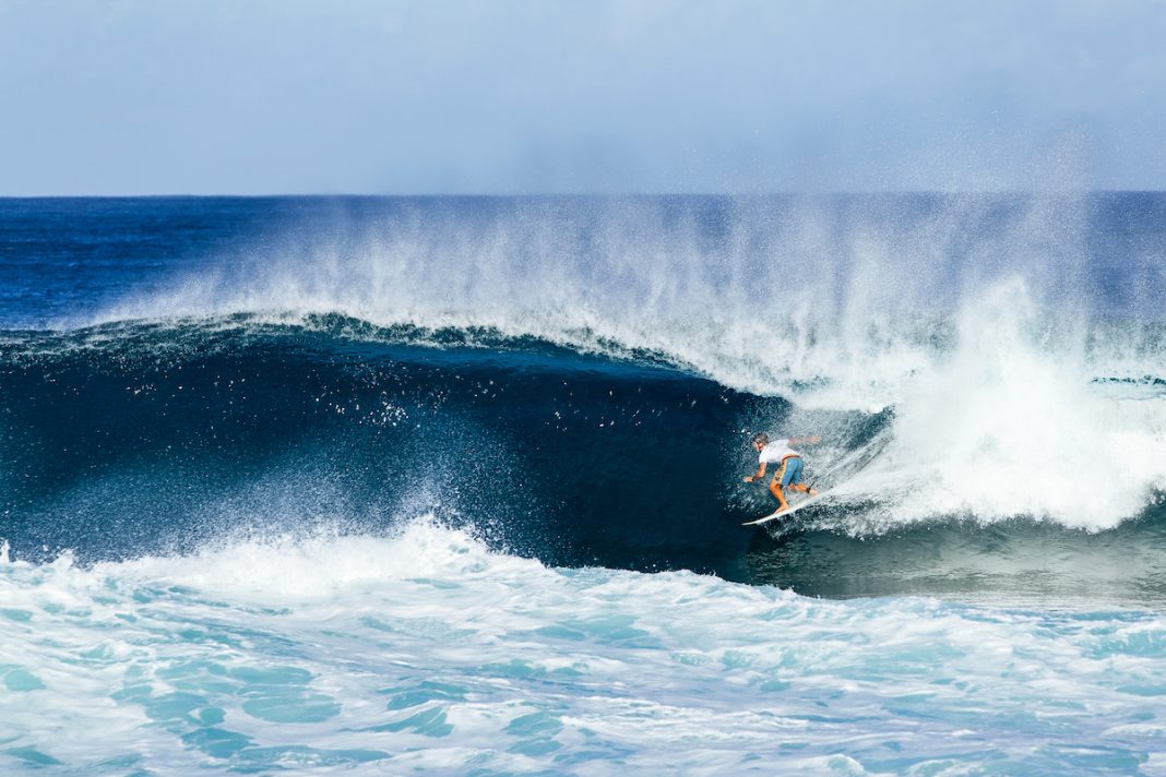 Lexus Pipe Pro 2026 - Dupla avança pelo Brasil | Waves