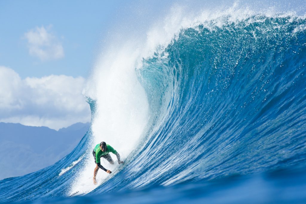 Lexus Pipe Pro 2026 - Dupla avança pelo Brasil | Waves