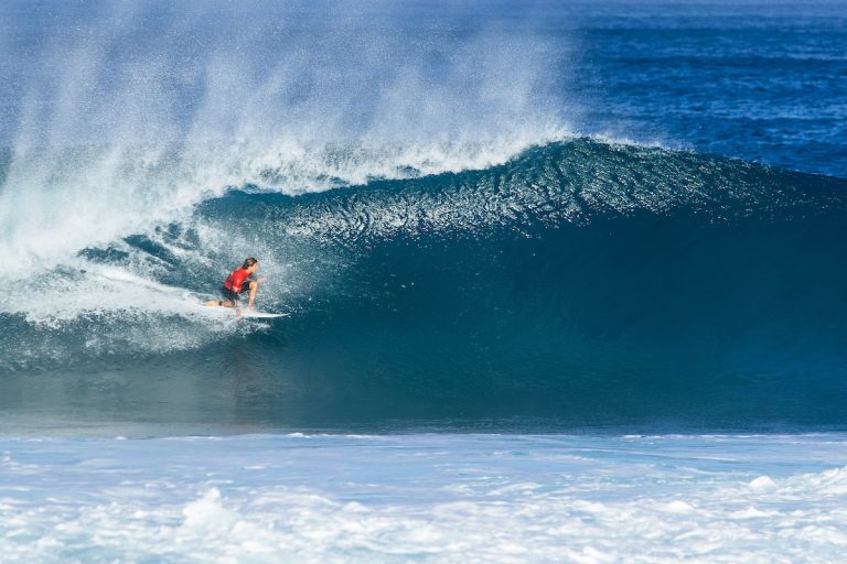 Lexus Pipe Pro 2026 - Dupla avança pelo Brasil | Waves