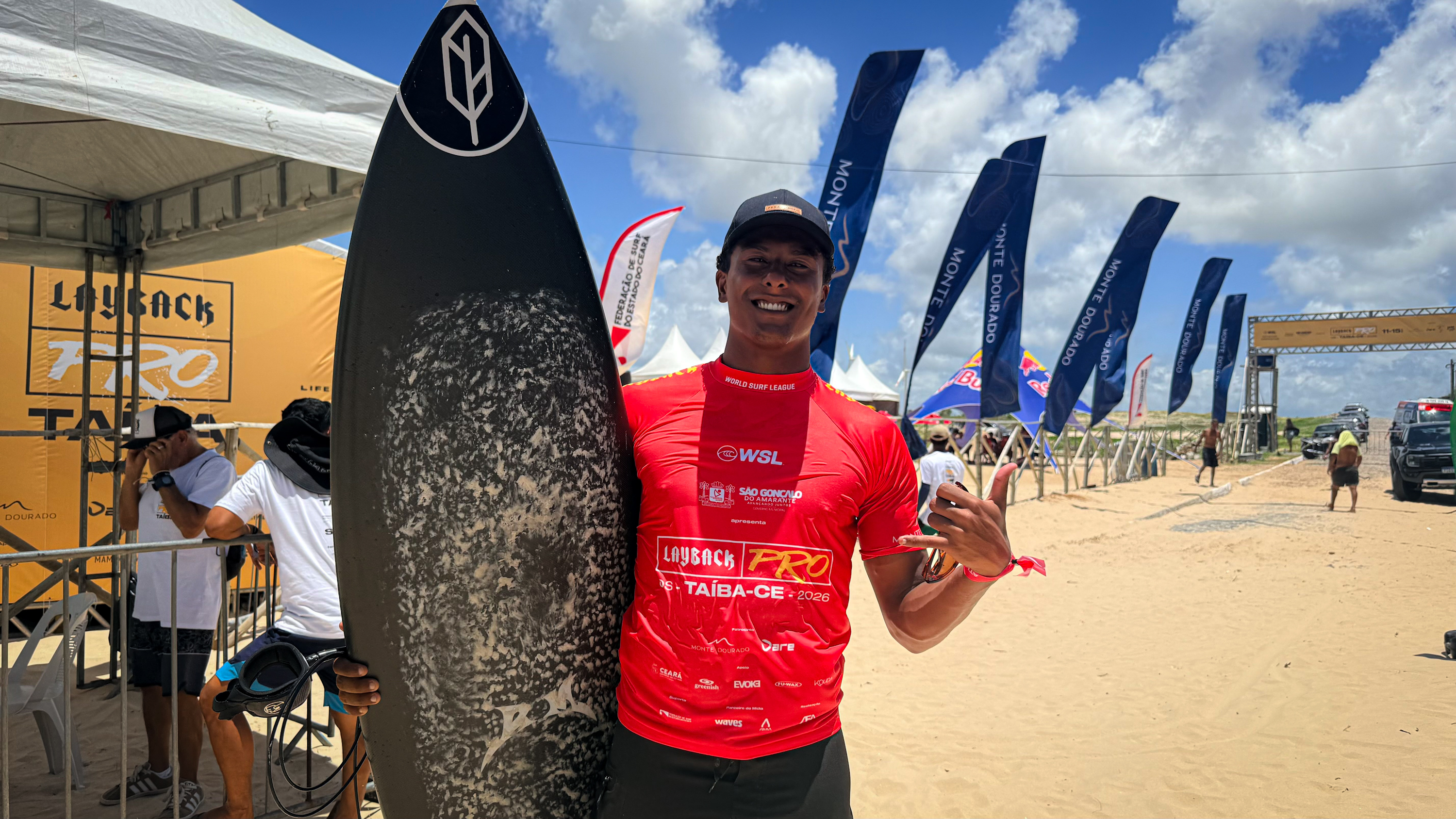 LayBack Pro Taíba 2026 - Cauã Costa leva 10 | Waves