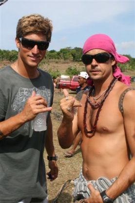 Free surfer global - Confira galeria de fotos de Omar Docena | Waves