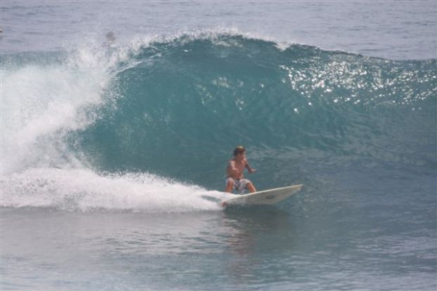 Free surfer global - Confira galeria de fotos de Omar Docena | Waves