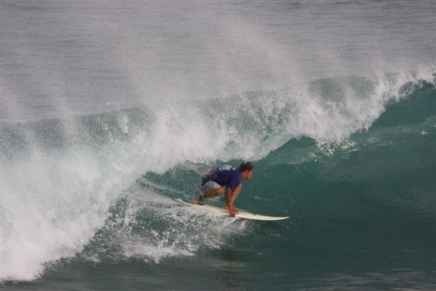 Free surfer global - Confira galeria de fotos de Omar Docena | Waves