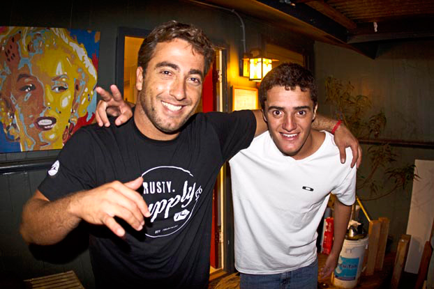Felipe Cesarano - A descoberta de um big rider | Waves