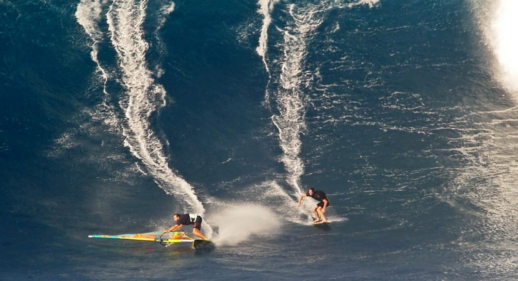 Brad Domke - Skimboard em Jaws | Waves