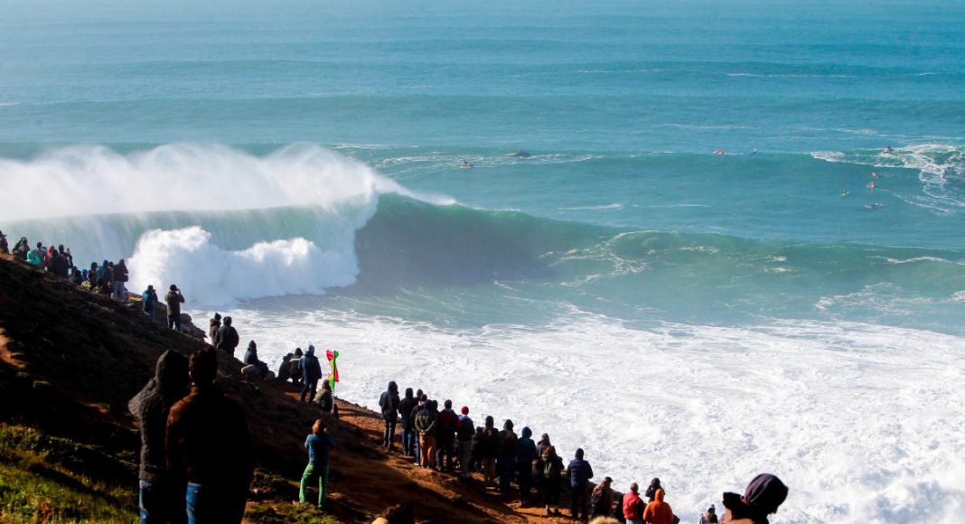 Canhão de Nazaré - Portugal em fúria | Waves