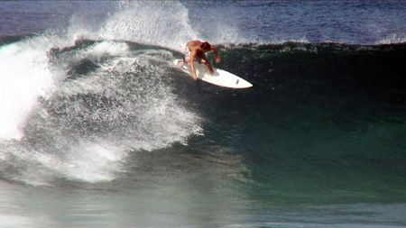 André Genovesi mostra versatilidade no Hawaii | Waves